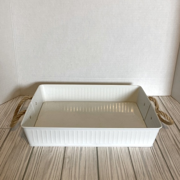 Accents | Nwot White Square Metal Tray | Poshmark